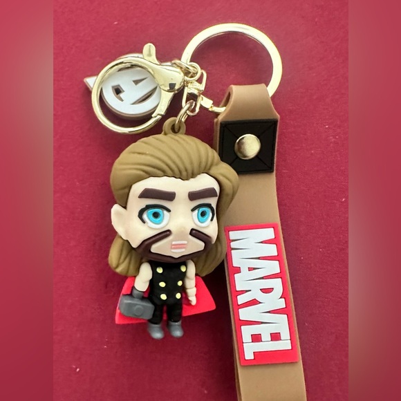 Disney | Accessories | Superhero Thor Marvel 3d Keychain With Belt Clip ...